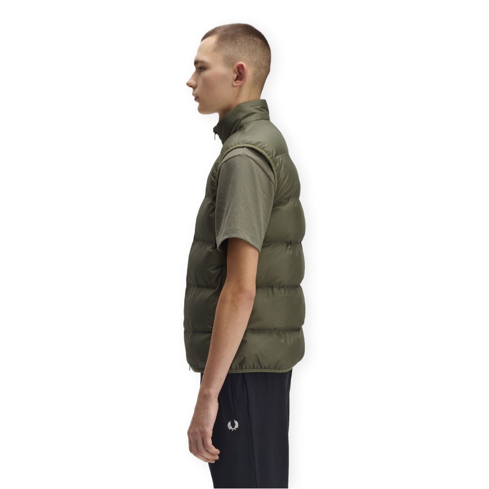 FRED PERRY Colete Insulated J8552 - Laurel Wreath Green - Mau Feitio